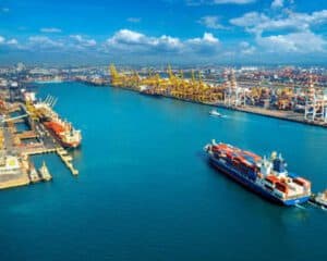 The Rise of Smart Ports: How Technology is Revolutionizing Port ...